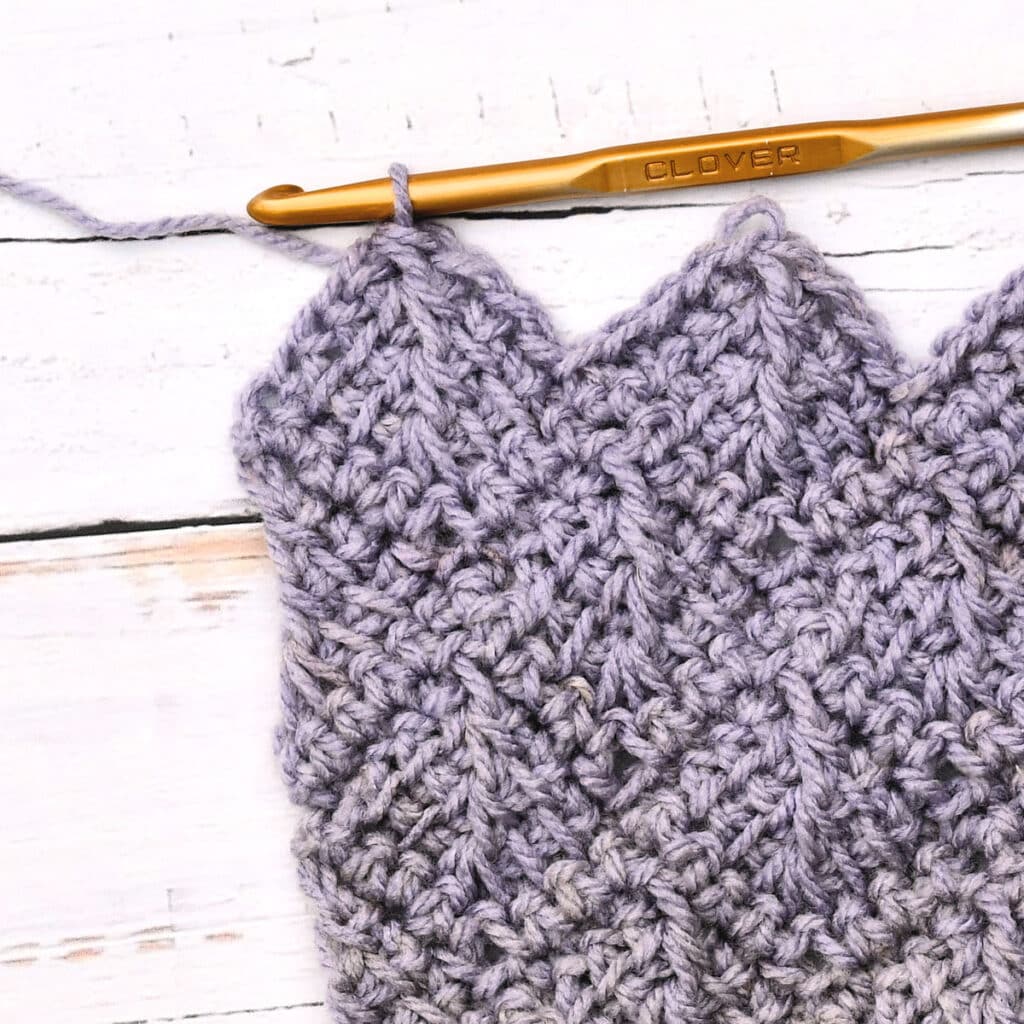 Dragon Scales Baby Blanket Free Crochet Pattern - Make It Crochet