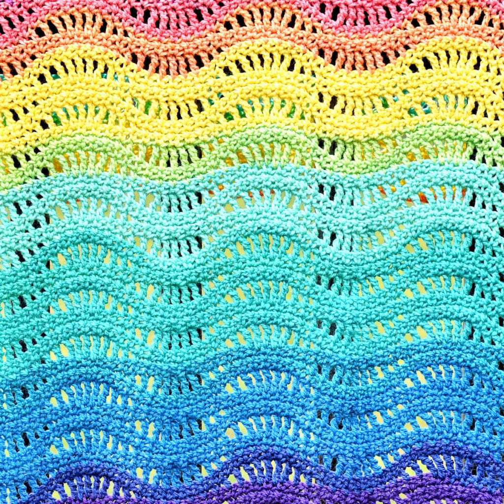 Easy Double Crochet Chevron Baby Blanket - Make It Crochet